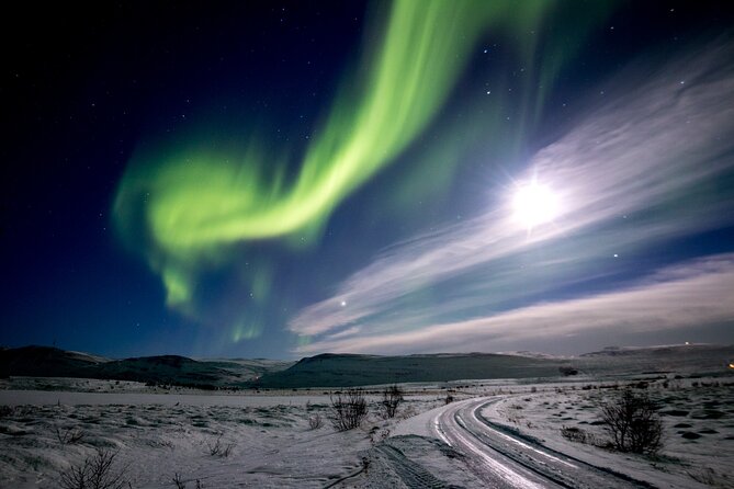 Northern Lights Photography from Akureyri - Practical Tips for Your Aurora Adventure