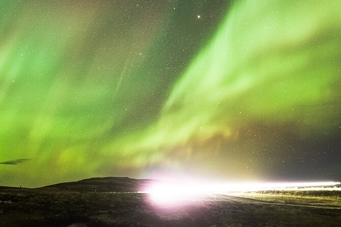 Northern Lights Small Group Tour From Reykjavik With Free Photos - Free Re-Tour Policy and Its Benefits