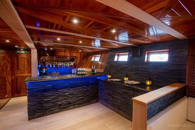 Northern Lights Yacht Cruise in Reykjavik - Company Responsiveness and Rebooking Options