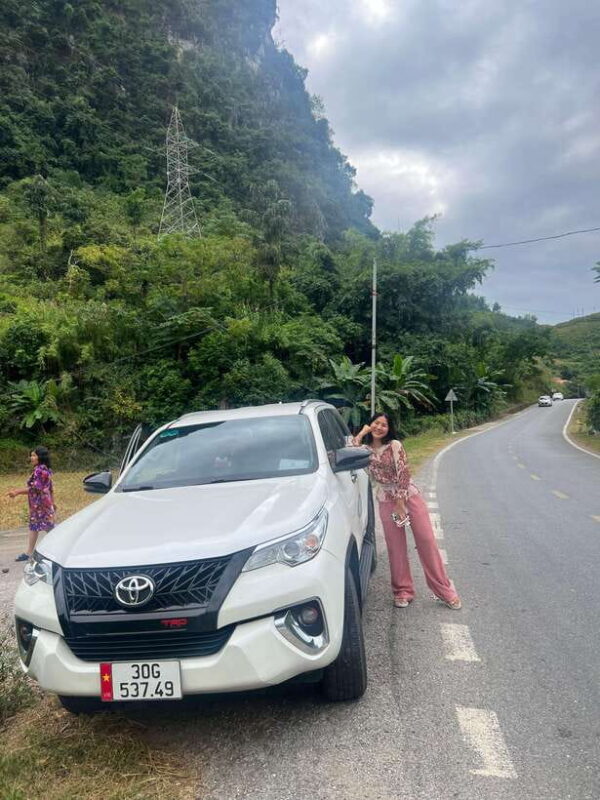 Northern Vietnam Private Car Tour and Local Tour Guide - What to Expect During the Day