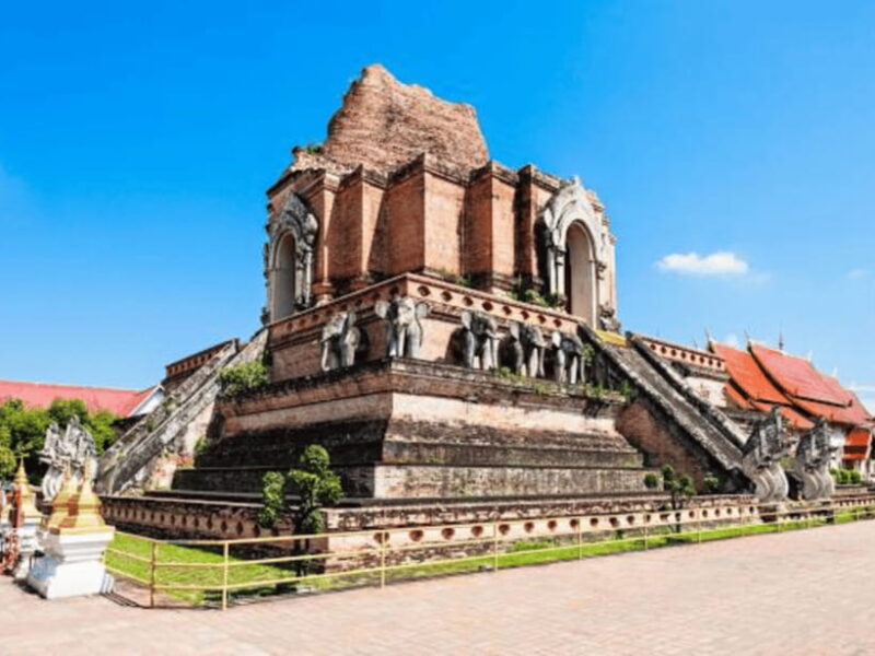 Northern Wonders: Temples & Doi Suthep Tour with Driver - What Travelers Say