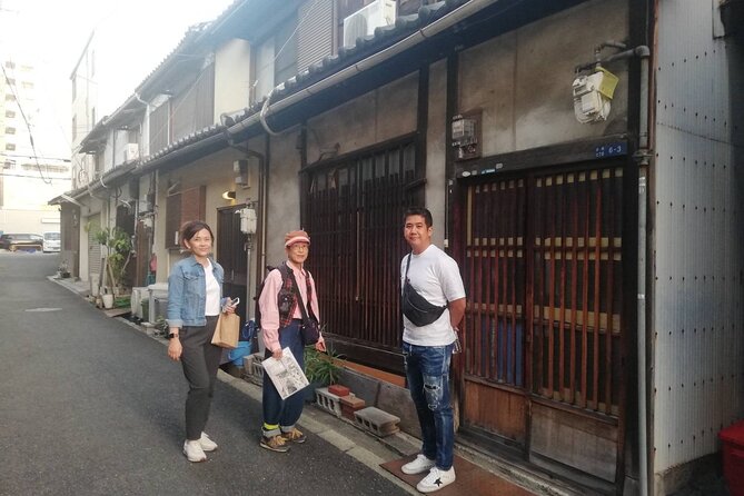 Nostalgic Osaka Walk, Totally Different From Dotonbori - Engaging With Warm and Knowledgeable Locals