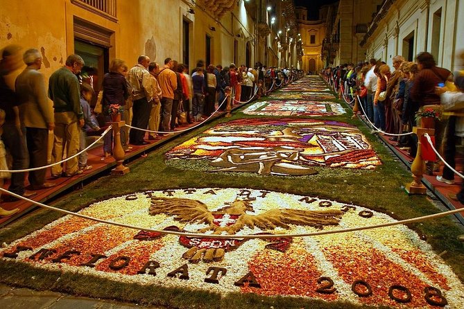 Noto Walking Tour - Unraveling the Secrets of Palazzo Nicolaci