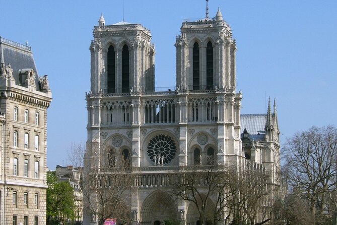 Notre Dame Paris Outdoor Tour With Crypt Entry - Insights Into the Restoration After the 2019 Fire