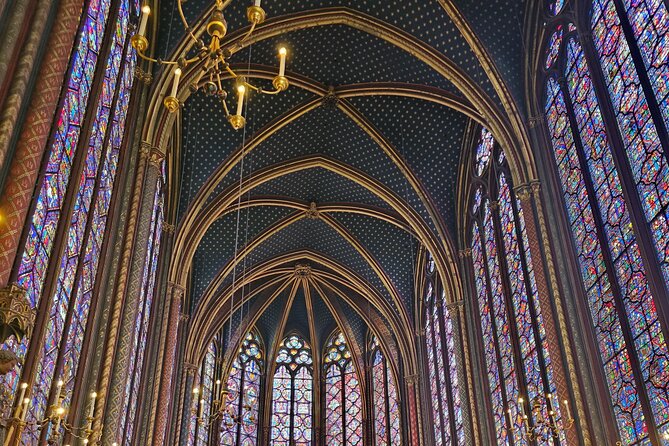 Notre Dame Paris Outdoor Tour With Crypt Entry - Visiting Shakespeare and Company Bookstore