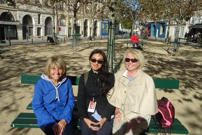 Notre Dame, Sainte Chapelle, Louvre, Montmartre, Eiffel Tower Private - Entrance Fees and Transportation