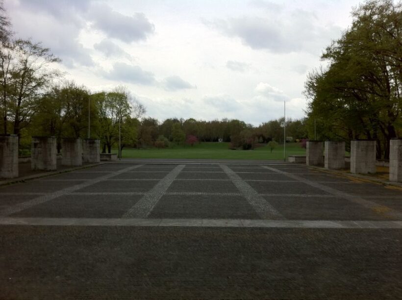 Nuremberg Old Town and Nazi Rally Grounds Walking Tour - The Itinerary in Detail: What to Expect