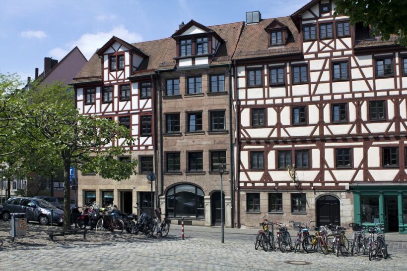 Nuremberg: Old Town Guided Walking Tour - In-Depth Itinerary Breakdown