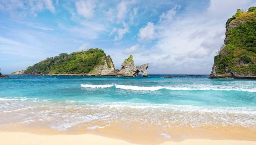 Nusa Penida: Tembeling Beach, Goa Giri Putri & Diamond Beach - Real Traveler Insights from Reviews