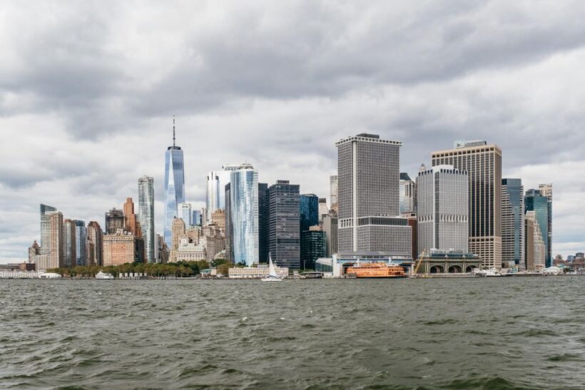 NYC: Around Manhattan Official NYC Architecture Cruise - Key Points