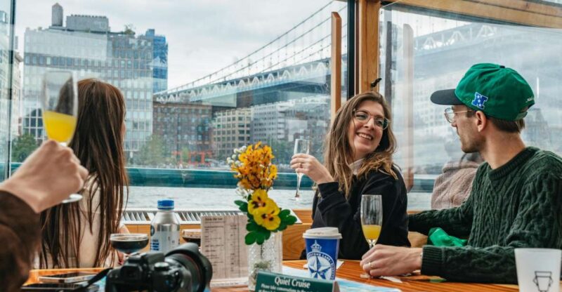 NYC: Around Manhattan Official NYC Architecture Cruise - Authentic Experience for Architecture Enthusiasts and New Yorkers Alike