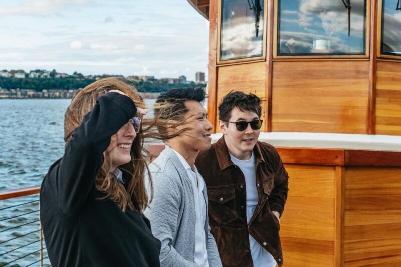 NYC: Around Manhattan Official NYC Architecture Cruise - FAQ