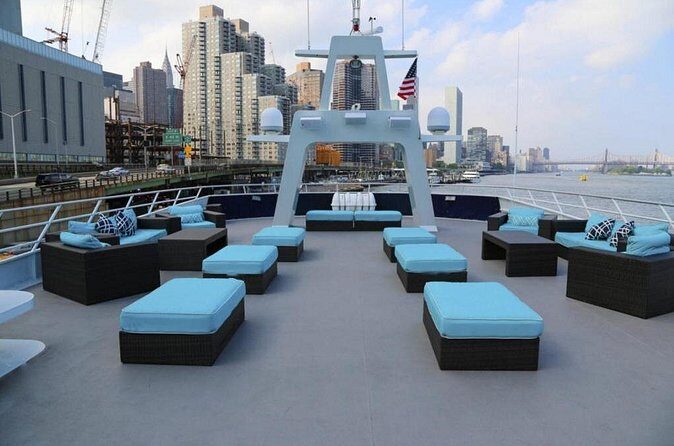 NYC: Atlantis Yacht Luxury New Year's Eve Party Cruise - FAQ