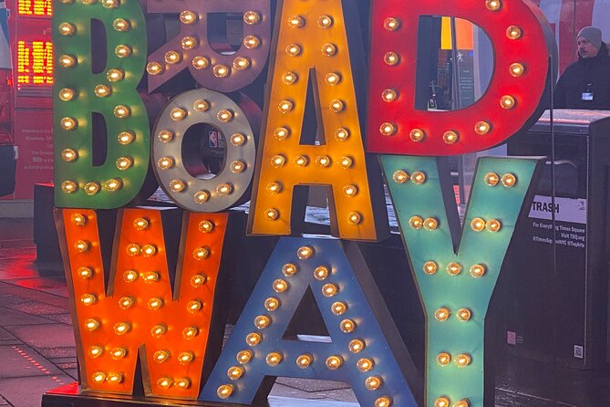 NYC: Broadway Behind The Scenes Including Studio Visit - Exploring Historic Theaters and Off-Broadway Venues
