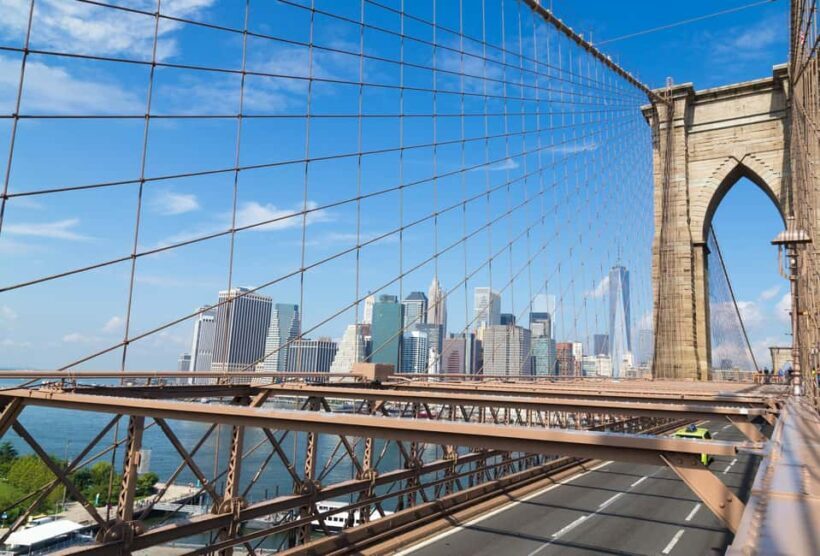 NYC: Brooklyn Bridge, DUMBO, and Skyline Small Group Tour - A Closer Look at the Tour Experience