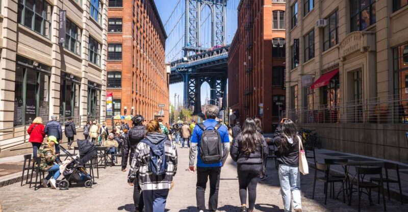 NYC: Brooklyn Heights and DUMBO Neighborhood Food Tour - Key Points