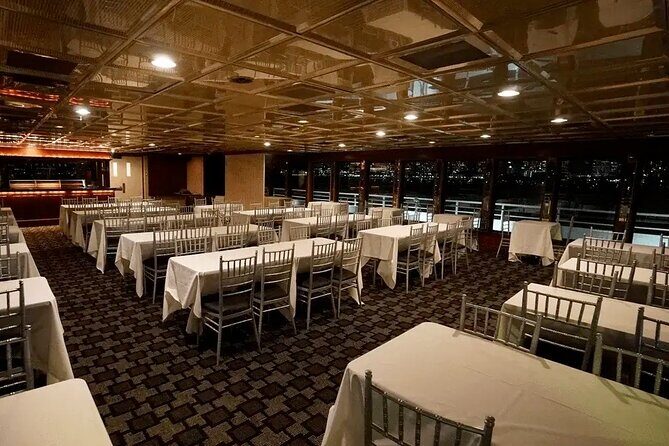 NYC: Celebrate New Year's Eve Aboard a Fireworks Cruise - The Experience in Detail