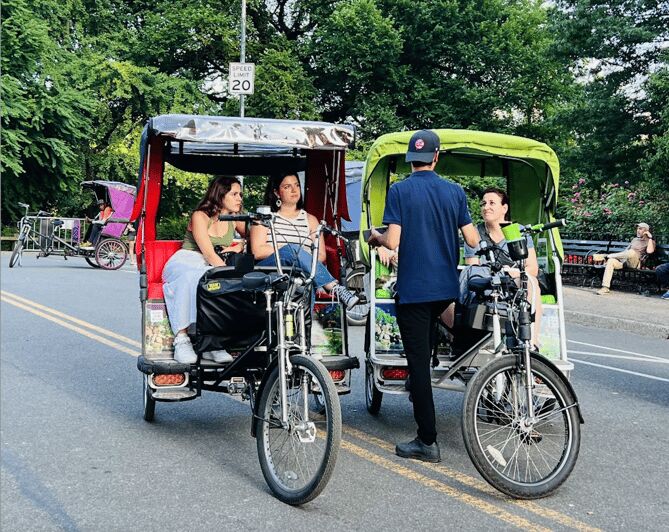 NYC: Central Park Pedicab Tour with Photo Stops - Exploring Central Park in Style: What to Expect