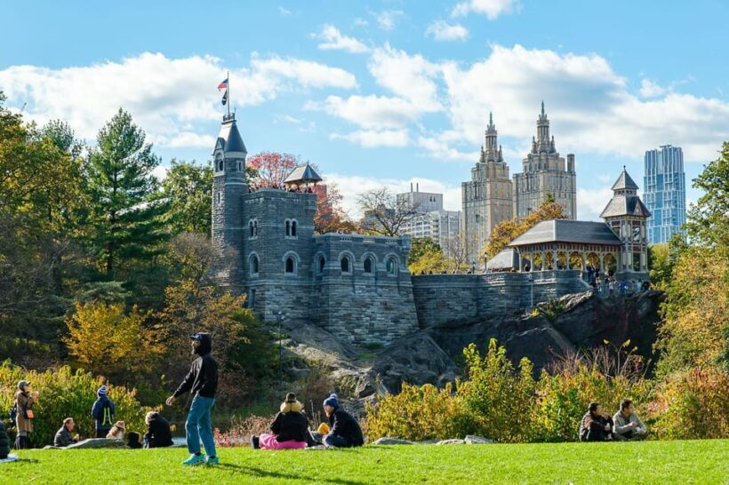 NYC: Central Park Pedicab Tour with Photo Stops - Detailed Breakdown of the Tour