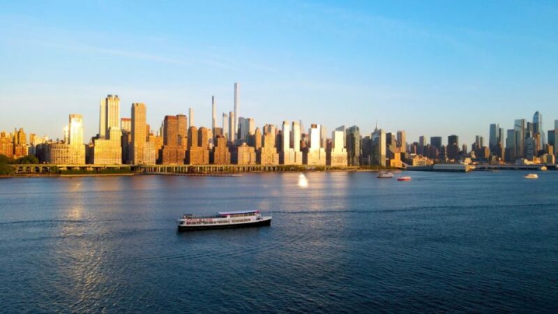 NYC: Circle Line 2h Harbor Lights Cruise Skip-The-Box-Office - FAQ