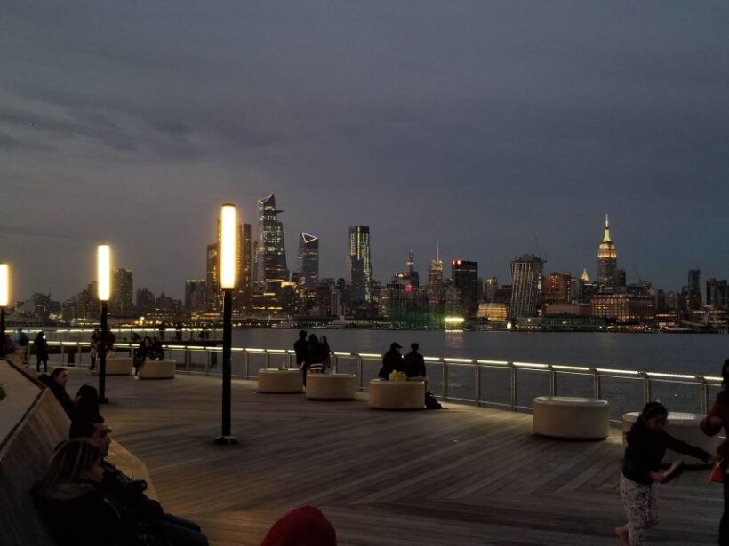 NYC: City Skyline Sightseeing Bus Tour at Night - Final Thoughts: Is It Worth It?