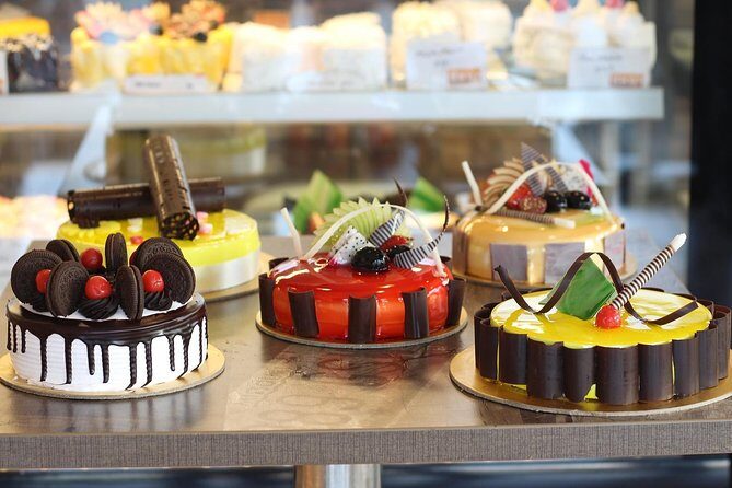 NYC Cupcake Bakery Crawl of the Village - Authentic Experiences and Unique Insights