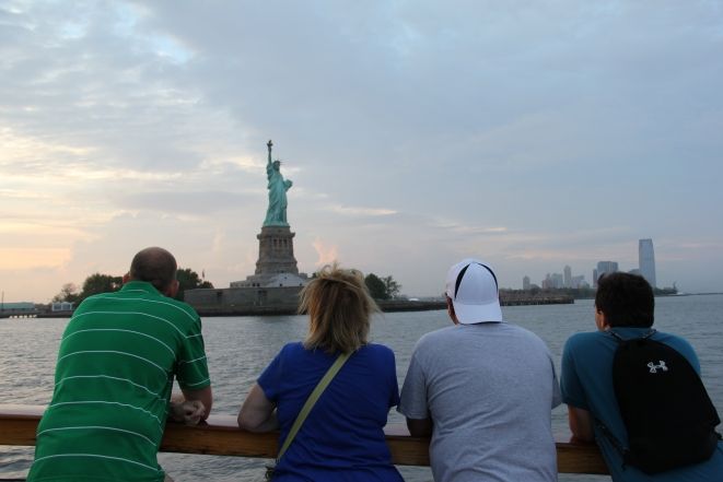 NYC: Evening Jazz Cruise on the Yacht Manhattan - Practical Information for Travelers