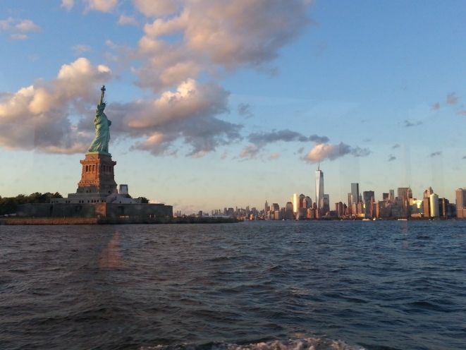 NYC: Evening Jazz Cruise on the Yacht Manhattan - The Sum Up