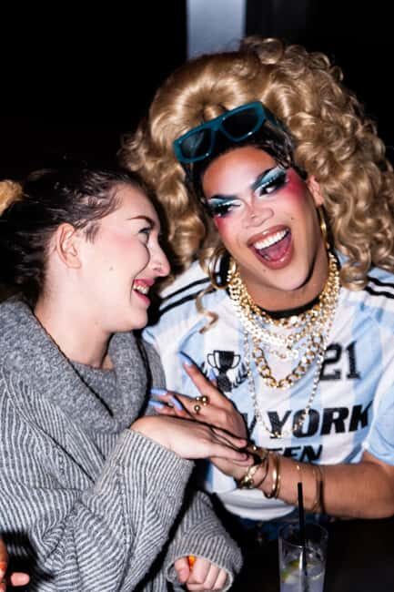 NYC: Fabulous Drag Night Out with a Drag Queen - Dancing the Night Away