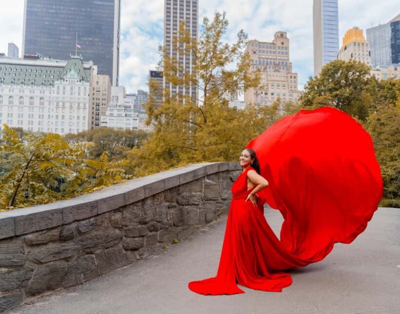 NYC: Flying dress photoshoot Dumbo or Central Park jonadress - The Experience of Wearing a Handmade Flying Dress