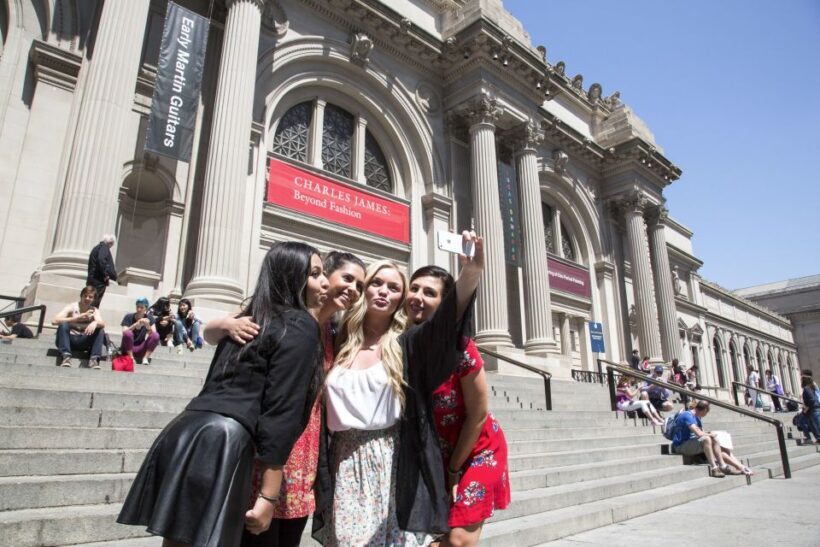 NYC: Gossip Girl Sites Bus Tour - Analyzing the Cost and Overall Value