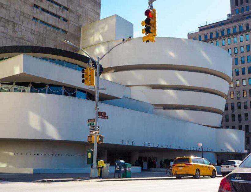 NYC: Guggenheim Ticket & Carnegie Hill Digital Tour - Discovering the Guggenheim: Beyond the Architecture