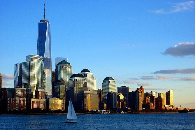 NYC: Harbor Skyline and NYC Lights and Statue of Liberty - Key Points