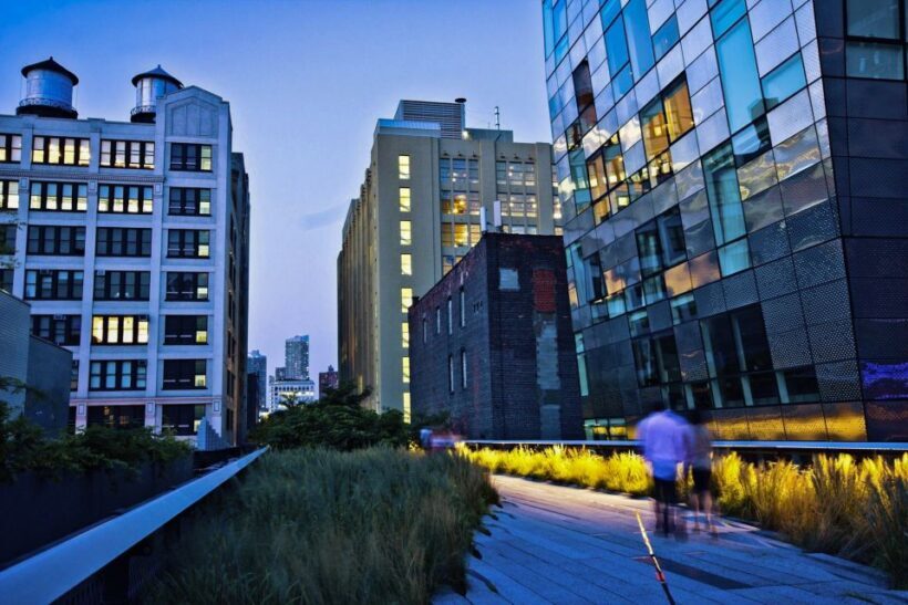 NYC: High Line, Chelsea, & Meatpacking District Walking Tour - An In-Depth Look at the Tour Experience