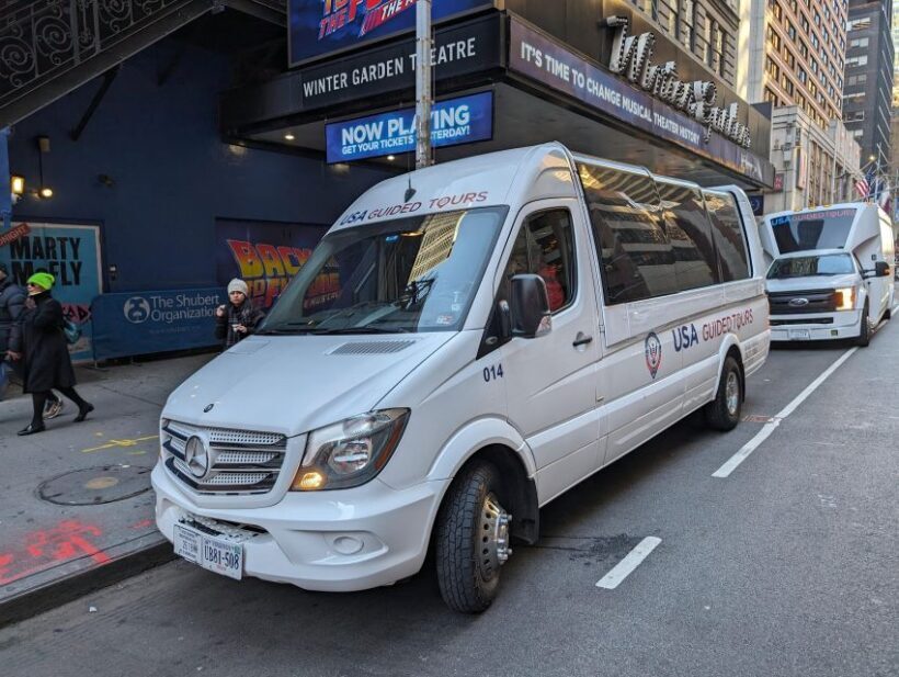 NYC: Holiday Lights Guided Bus Tour - South Street Seaport and Brooklyn Bridge Views
