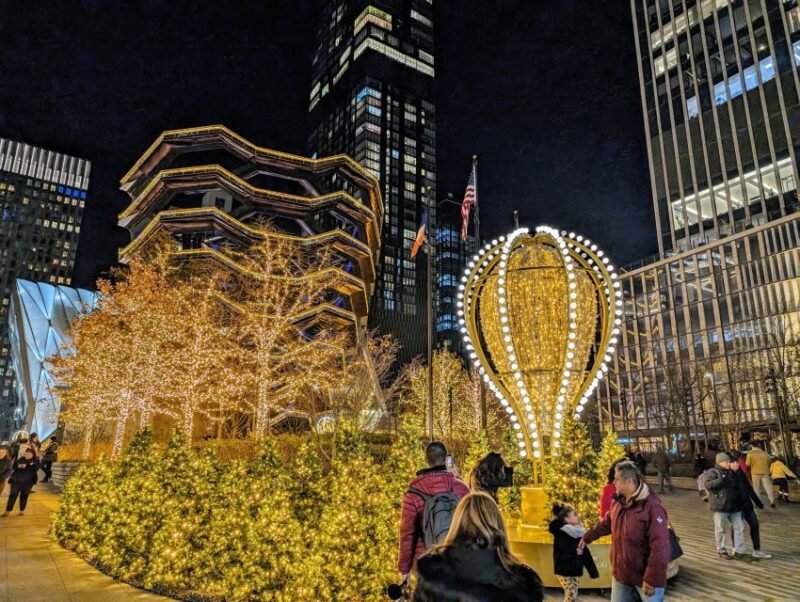 NYC: Holiday Lights Guided Bus Tour - Authentic Experiences and Highlights from Reviews
