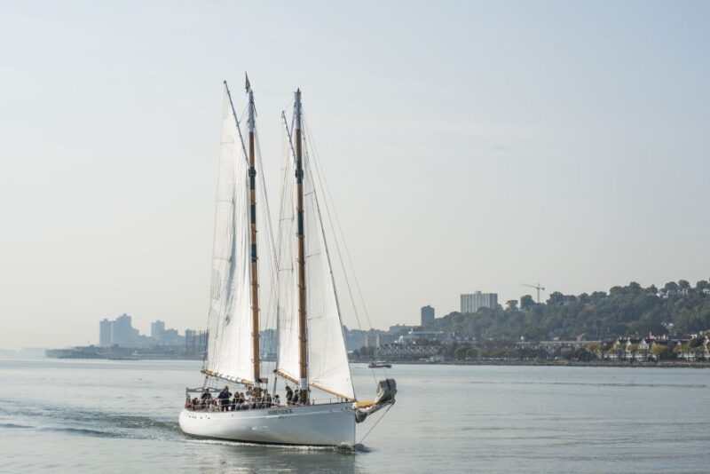 NYC: Hudson River Fall Foliage Sailing Trip - The Sum Up