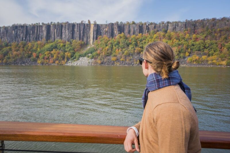 NYC: Hudson River Fall Foliage Yacht Tour - FAQ