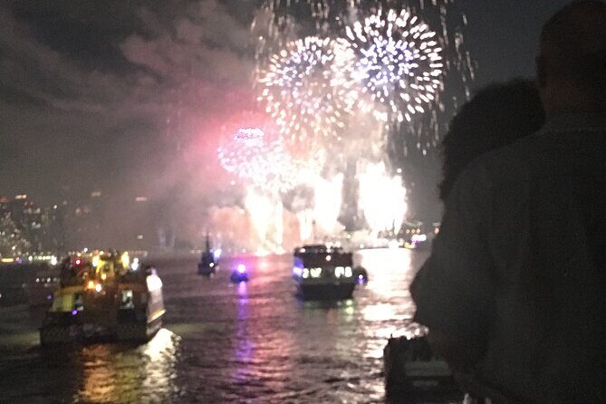 NYC July 4th Fireworks - Food, Drinks, and Entertainment