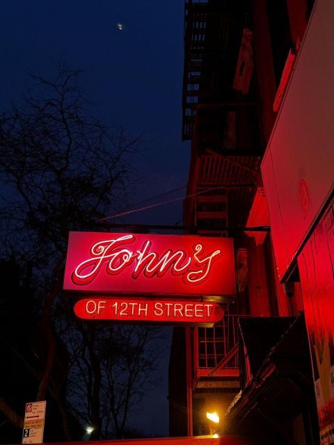 NYC: Mafia Experience and Local Food with NYPD Guide - Key Points