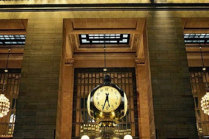 NYC Midtown Art Private Photo or Video Experience - Discovering Midtown with a Photographer’s Eye