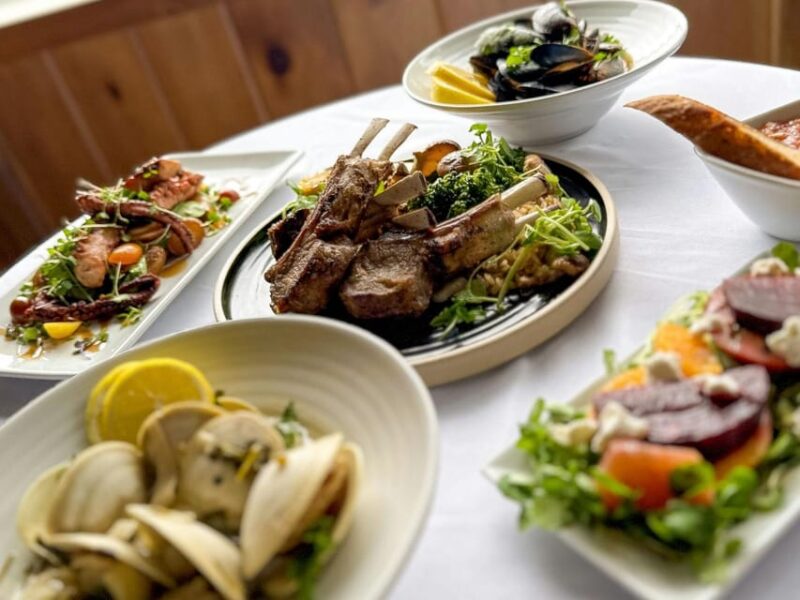 NYC: New Year's Eve Dinner Cruise with Music and Open Bar - The Pros and Cons in Detail