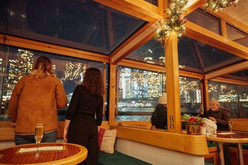 NYC: Night Holiday Lights and Cocoa Cruise - An In-Depth Look at the Experience