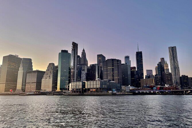NYC Party Cruise with Light Narration - Key Points