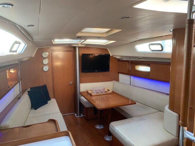 NYC: Private Champagne Sail to the Statue of Liberty - The Sum Up