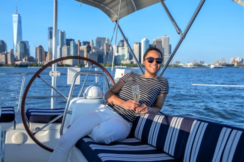 NYC: Private Champagne Sail to the Statue of Liberty - FAQ
