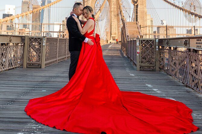 NYC: Private Photoshoot in a Handmade Flying Dress - Key Points