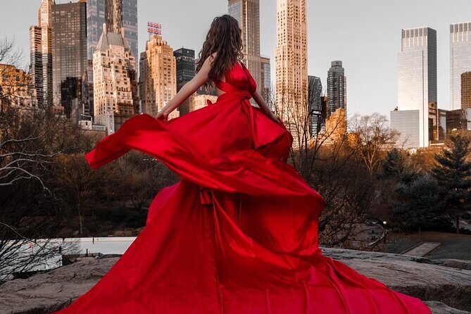 NYC: Professional photoshoot with iconic views - The Sum Up