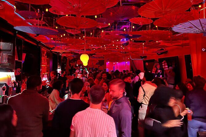 NYC Pub Crawl with Rooftop Clubbing Experience - Value for Money