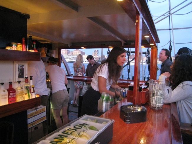 NYC: Statue of Liberty Day Sail with Onboard Bar - Pricing and Value